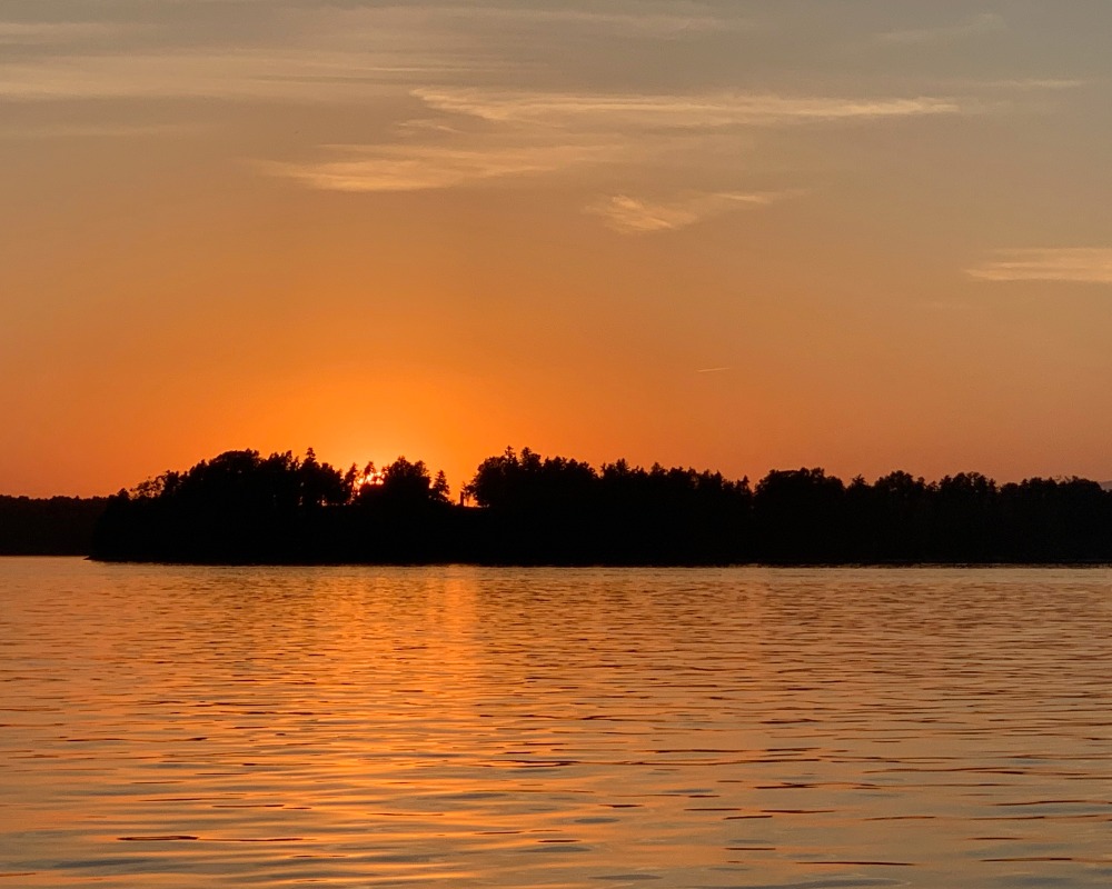 Lake Champlain Sunset Cruise | Champlain Island Magical Boat Tours